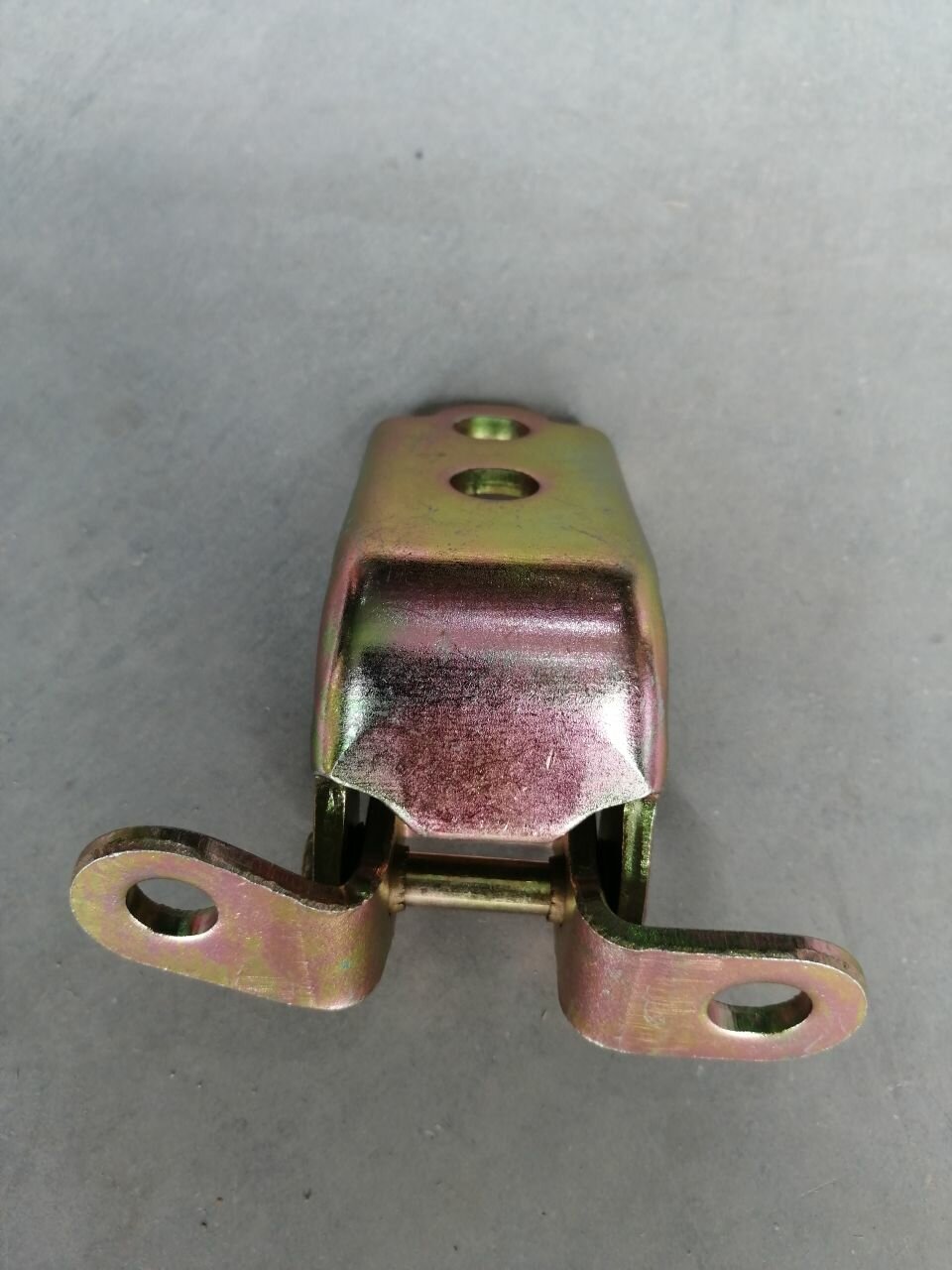 Петля верхняя двери передней левой Haval H6 [1.5 16V 6MT внедорожник 4X4 бензин] 6106100XKZ09A