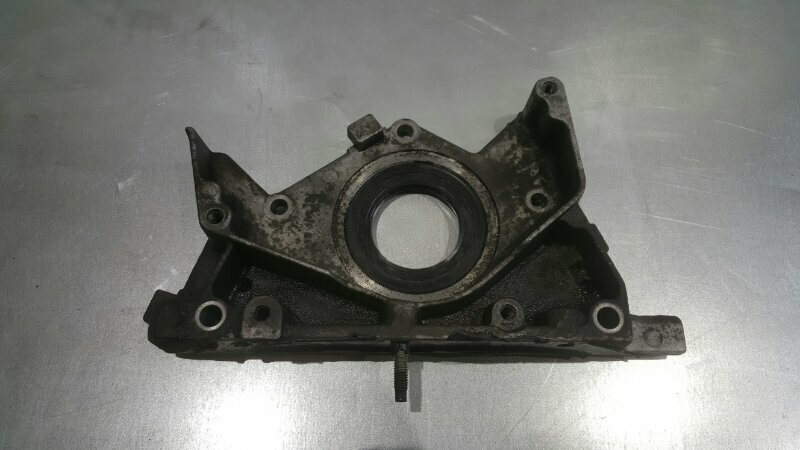 Крышка коленвала передняя Citroen C4 LA EP6 0514 56