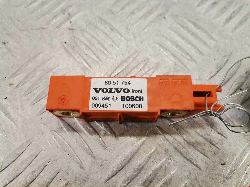 Датчик удара Volvo XC90 1 8651754 арт. 1016479
