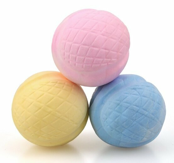 WOOFART игрушка мяч Макарун литая каучуковая для собак