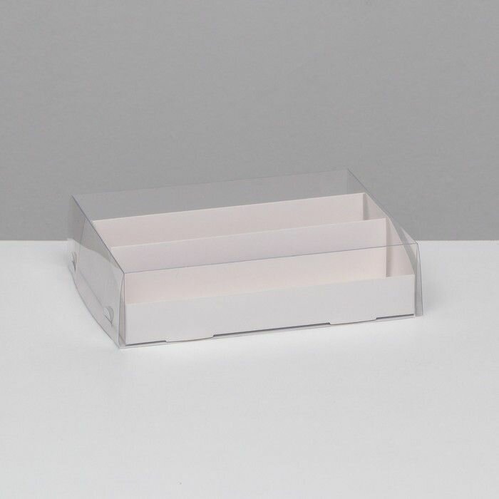 Коробка для макарун, с ложементом, белая 21 х 16,5 х 5,5 см