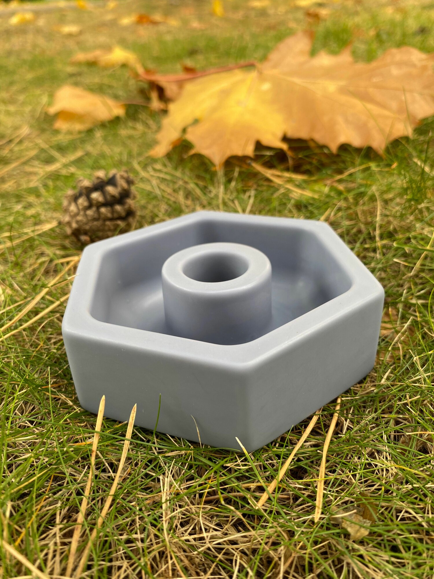 Форма силиконовая для гипса, бетона "Подсвечник" диаметр 10,5 см.