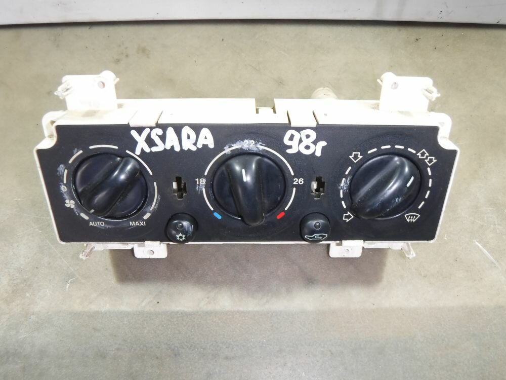 Блок управления отопителем Citroen Xsara 6451CN