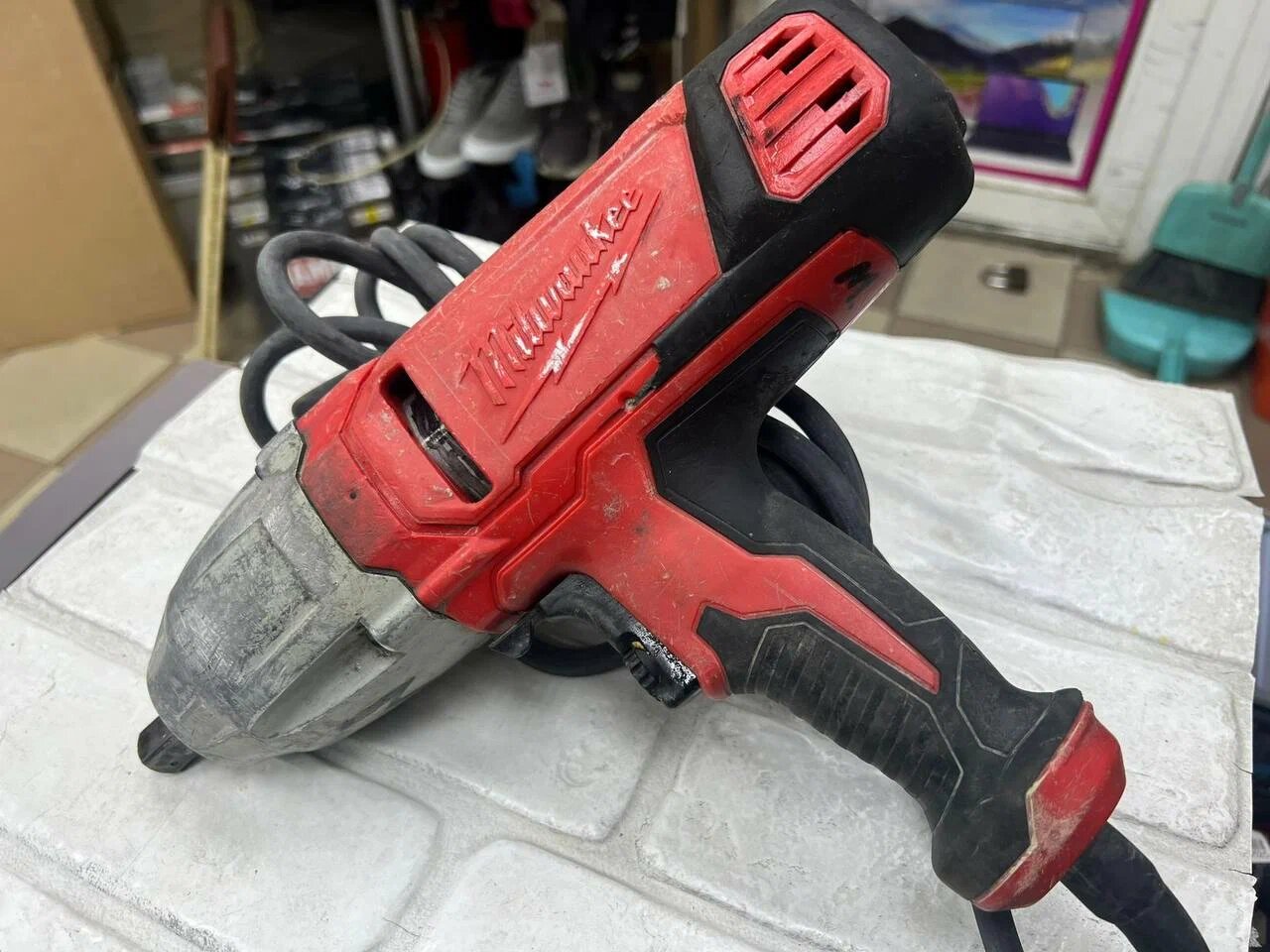 Гайковерт Milwaukee IPWE 400 R