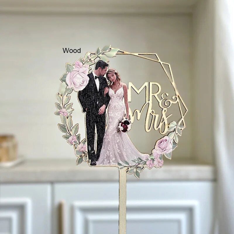 Золотой акриловый топпер для торта Mr&Mrs Love