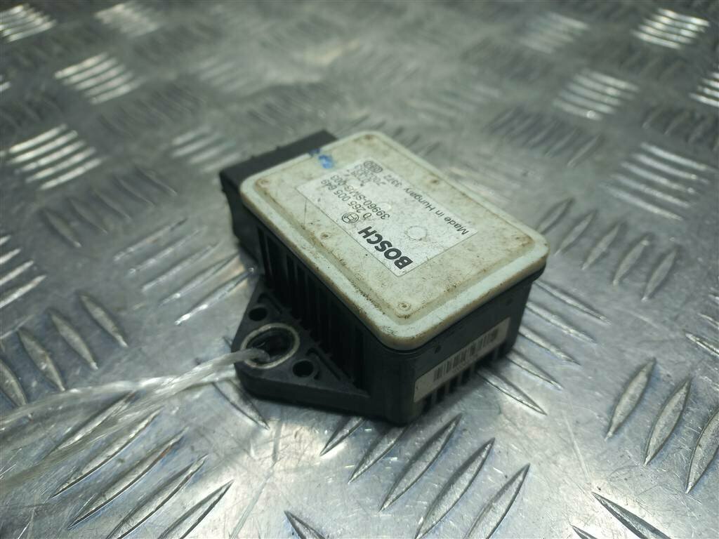 Датчик ускорения Б/У для HONDA Civic VIII (2005—2009) 39960SMG003