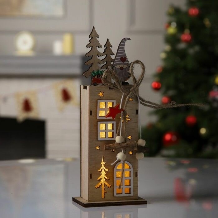 Светодиодная фигура Luazon Lighting "Фабрика подарков", 7,5х22х5 см, дерево, LR1130х3, свечение теплое белое