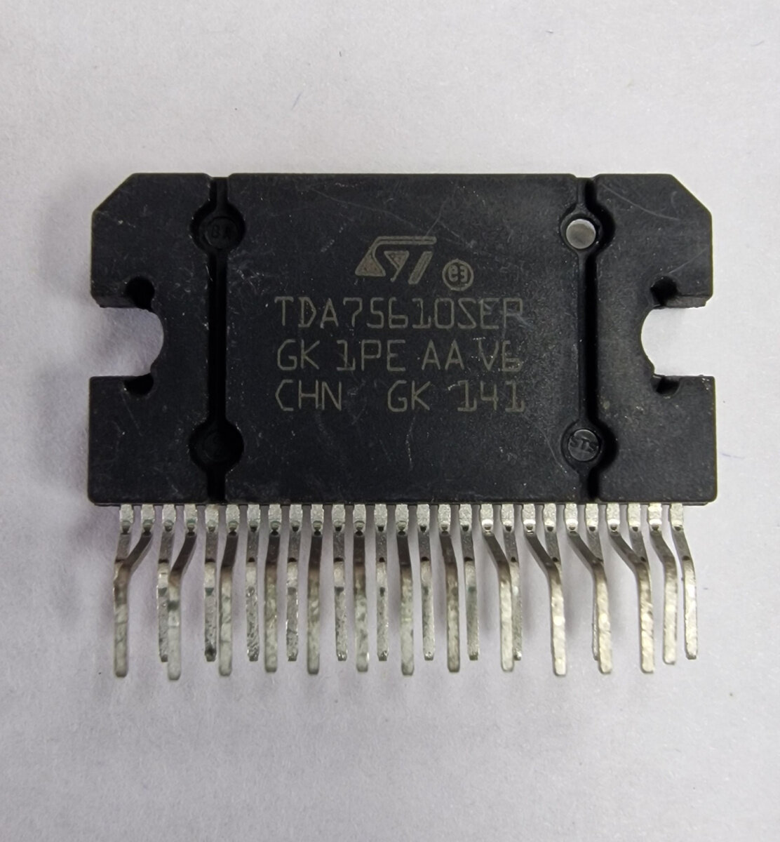 Микросхема TDA75610SEP