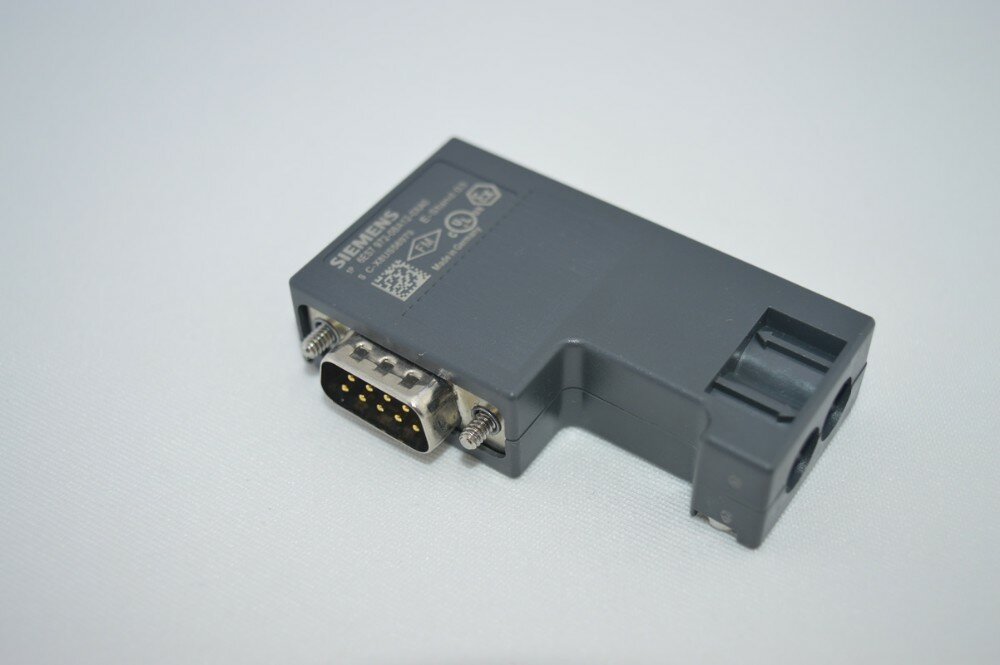 6ES7 972-0BA12-0XA0 6ES7972-0BA12-0XA0 6ES79720BA120XA0 Profibus DP connector, without PG port,90 degree fast shipping