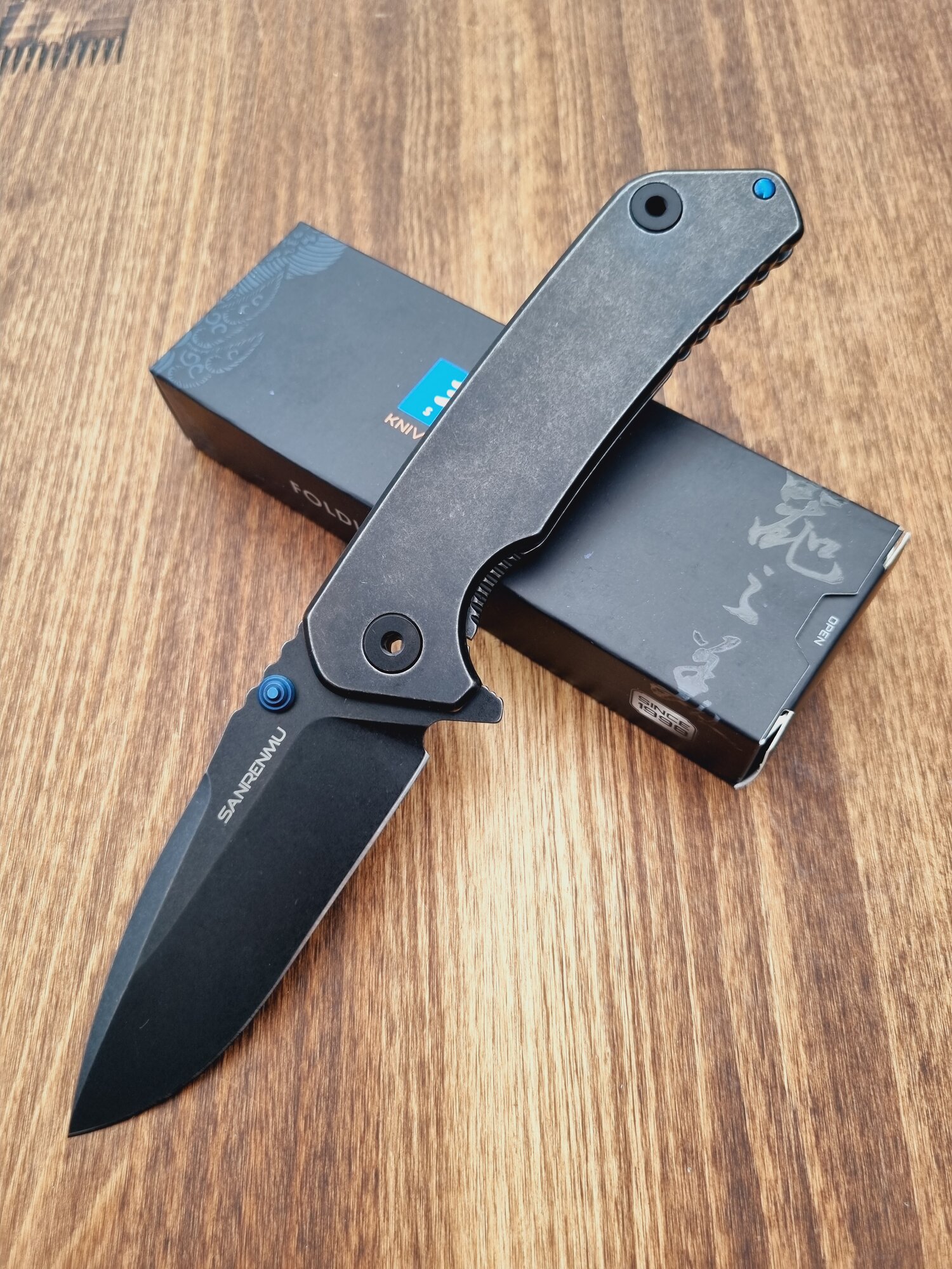 Складной нож SanRenMu Black Stone 9008-SB, сталь SANDVIK 12C27, фиксатор лезвия