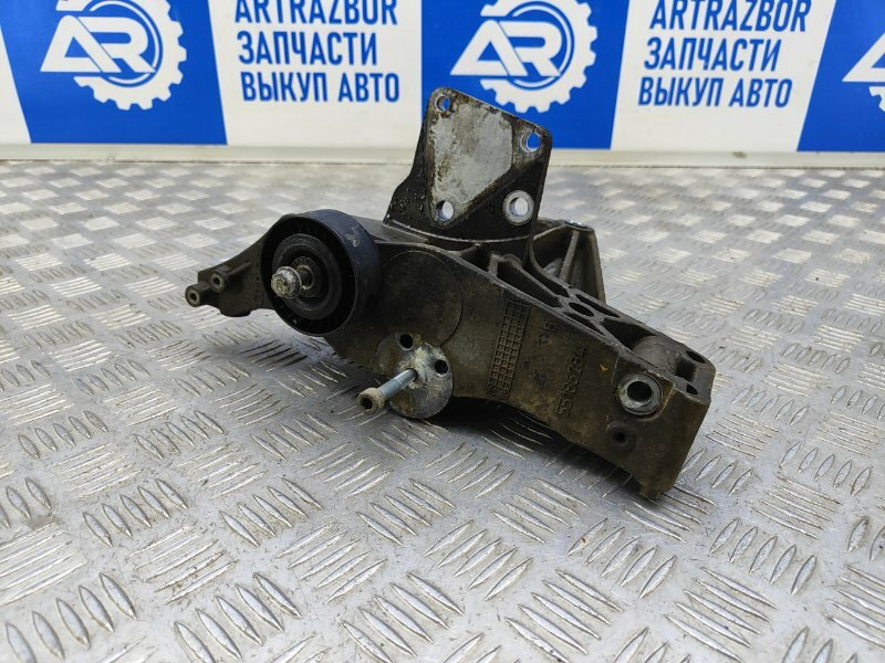 Б/У Кронштейн компрессора кондиционера Fiat Albea / Фиат Альбеа 1.4 350А1000 77 Л.С 2008