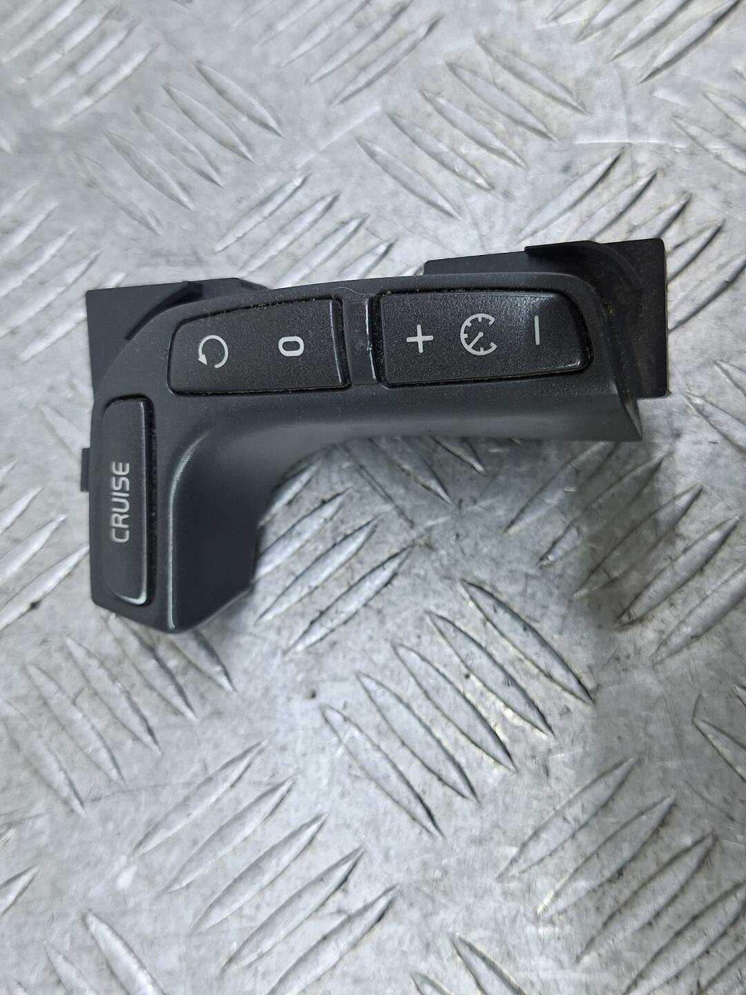 Переключатель круиз-контроля Volvo V70 2 2001
