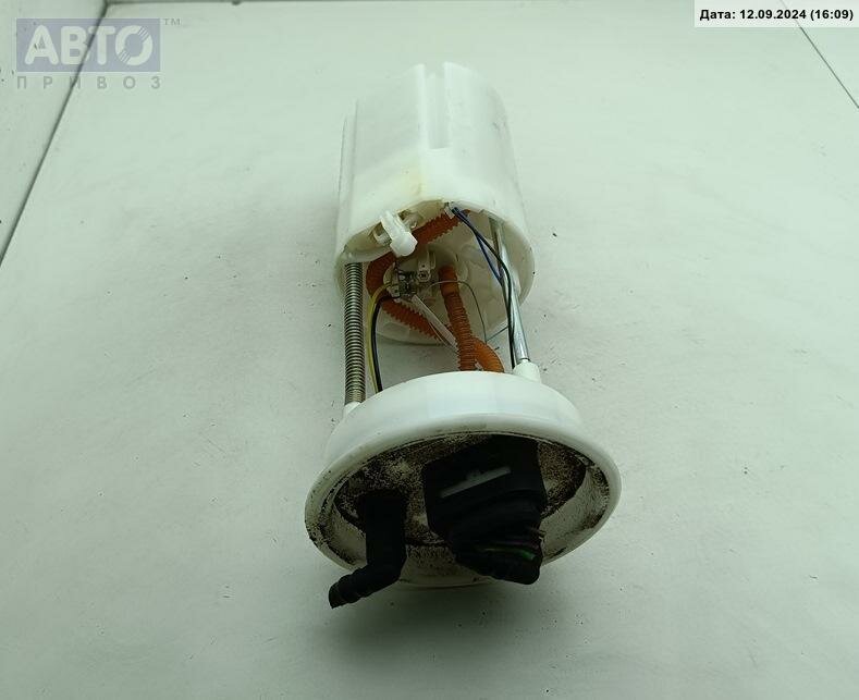 Насос топливный Volkswagen Passat B5+ (GP)