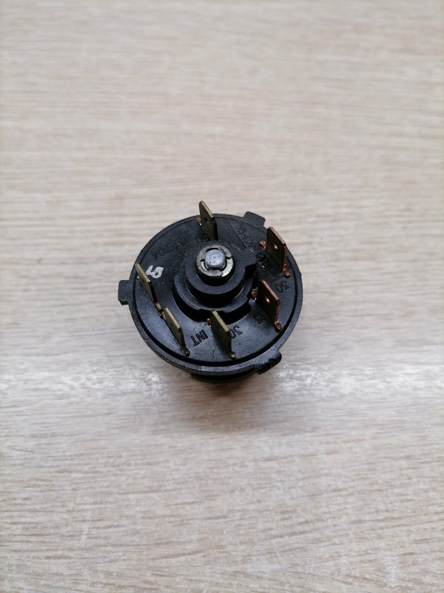 Контактная группа замка зажигания 153704