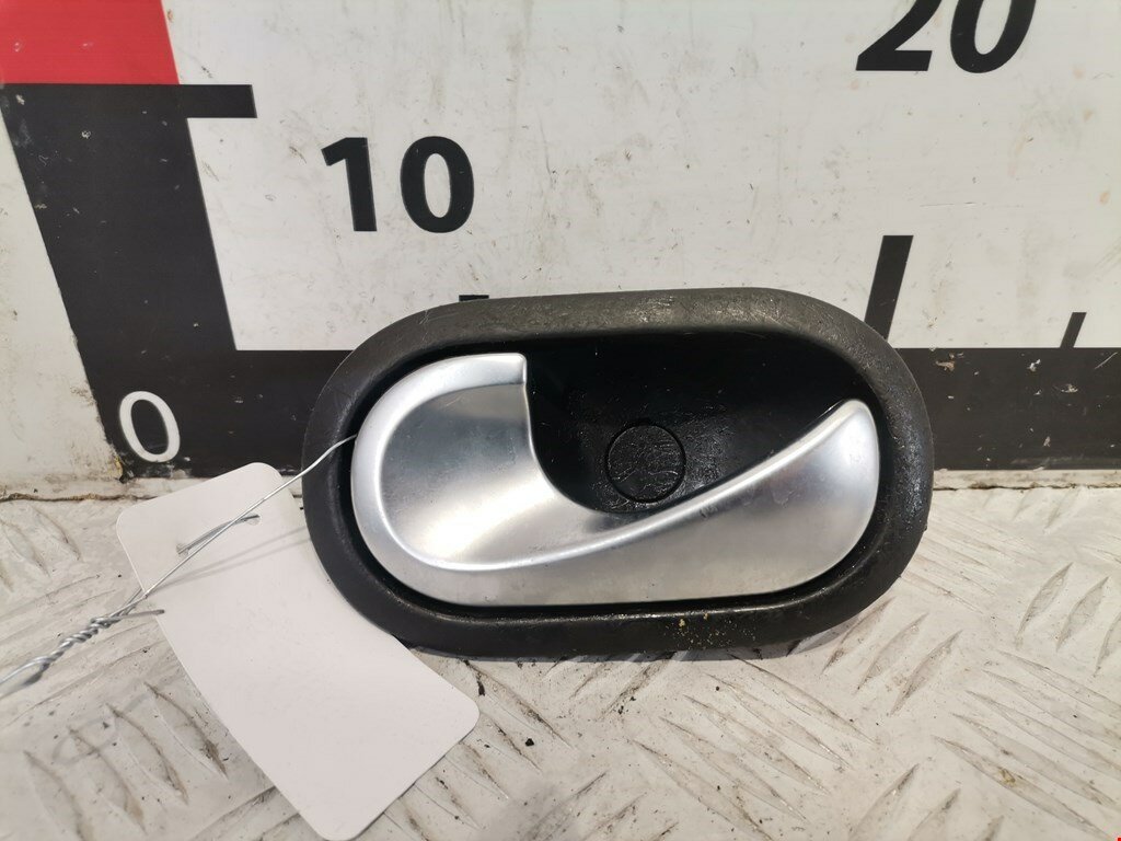 Ручка двери внутренняя передняя левая Renault Megane 2 8200843631 арт. 1493325