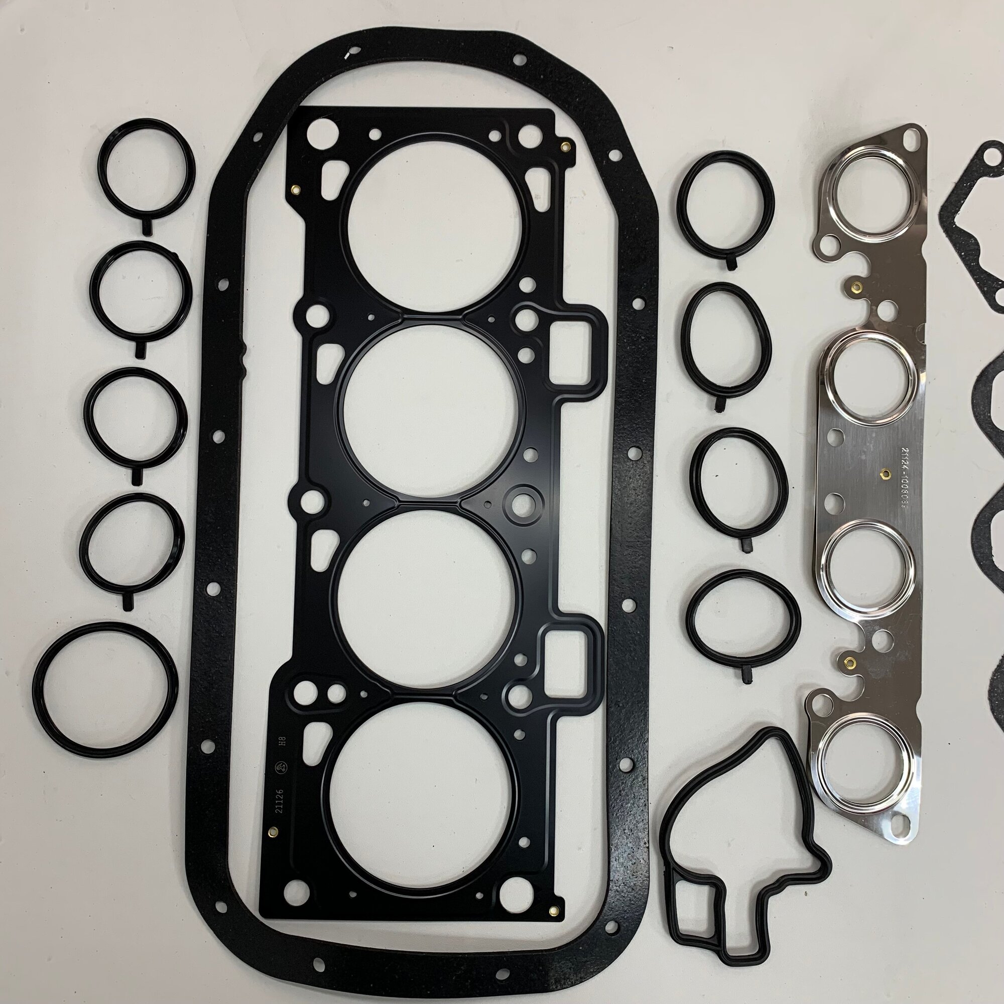 Комплект прокладок двигателя ВАЗ(Лада)Калина 2, Калина , Приора , Гранта -21126