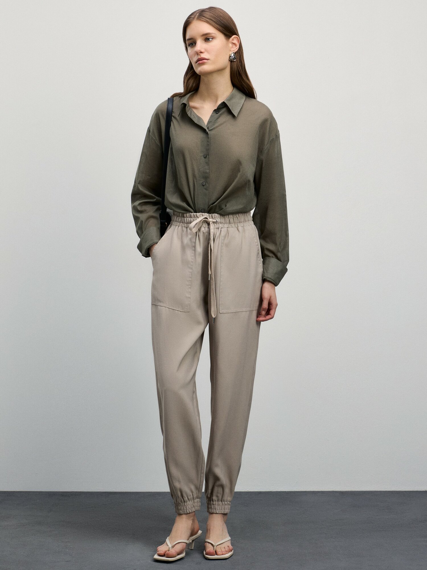 Брюки джоггеры