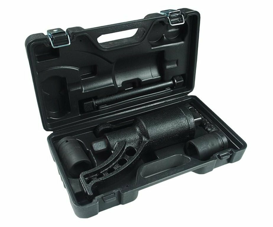 Гайковерт эврика ER-83233 ручной с редуктором