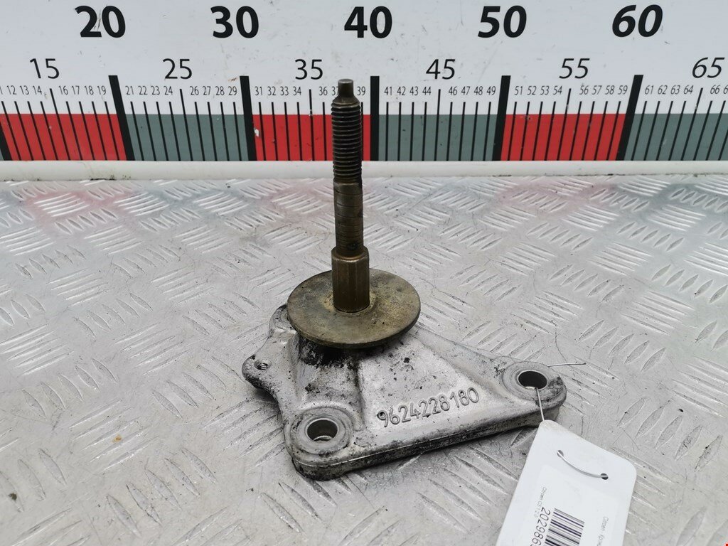 Кронштейн (крепление лапа траверса) кпп Citroen C5 1 9624228180 арт. 2029869