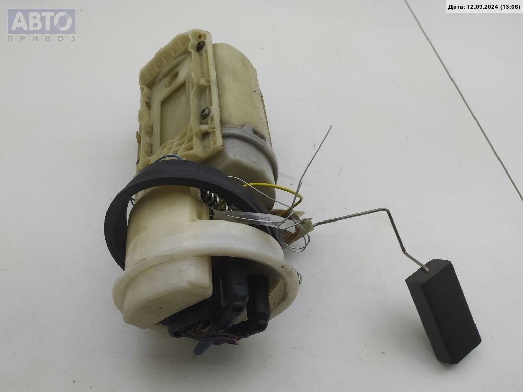 Насос топливный Volkswagen Golf-4