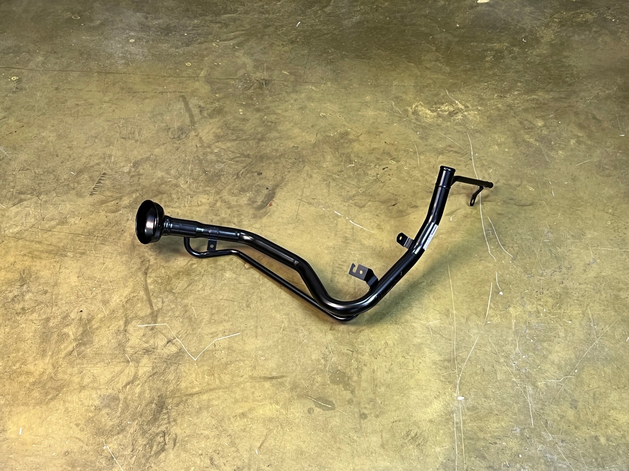 Горловина бензобака Nissan Qashqai J-10, 1 штука