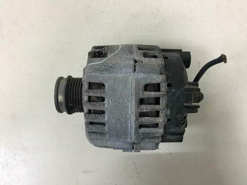 Генератор Volkswagen Tiguan 2017 кат.номер: 04E903015Q