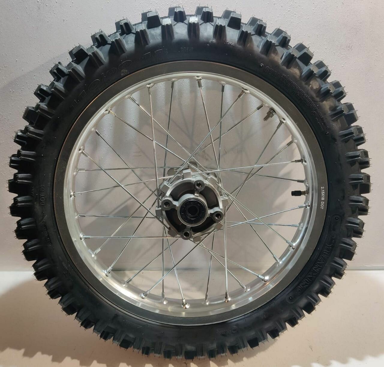 Колесо заднее в сборе (ступица, обод, камера, покрышка) 110/100-18 мотоцикл KAYO K1 250 MX