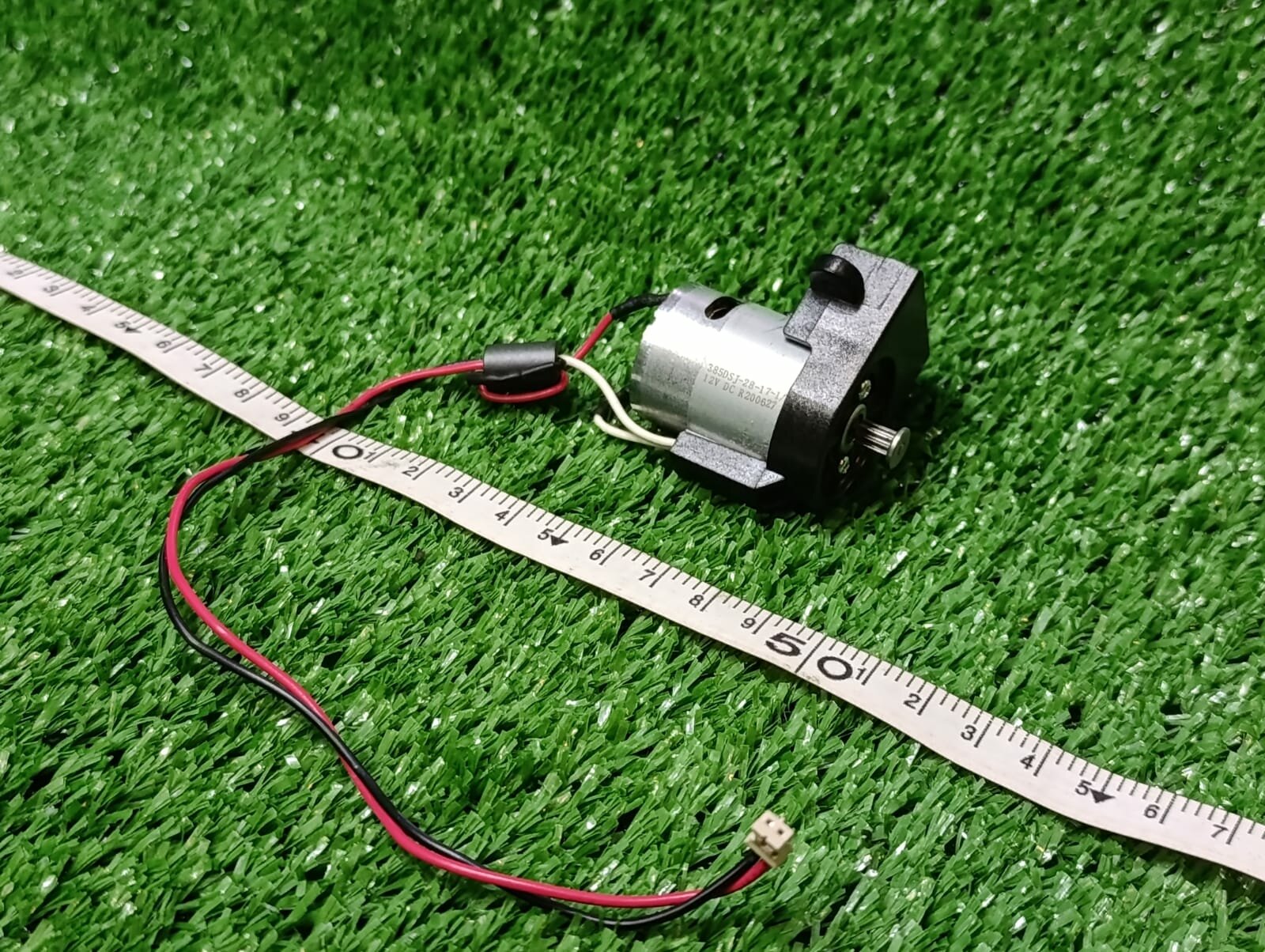 Двигатель центральной щетки 385DSJ-28-17-1/W для робота-пылесоса Doffler VCR 737 NG