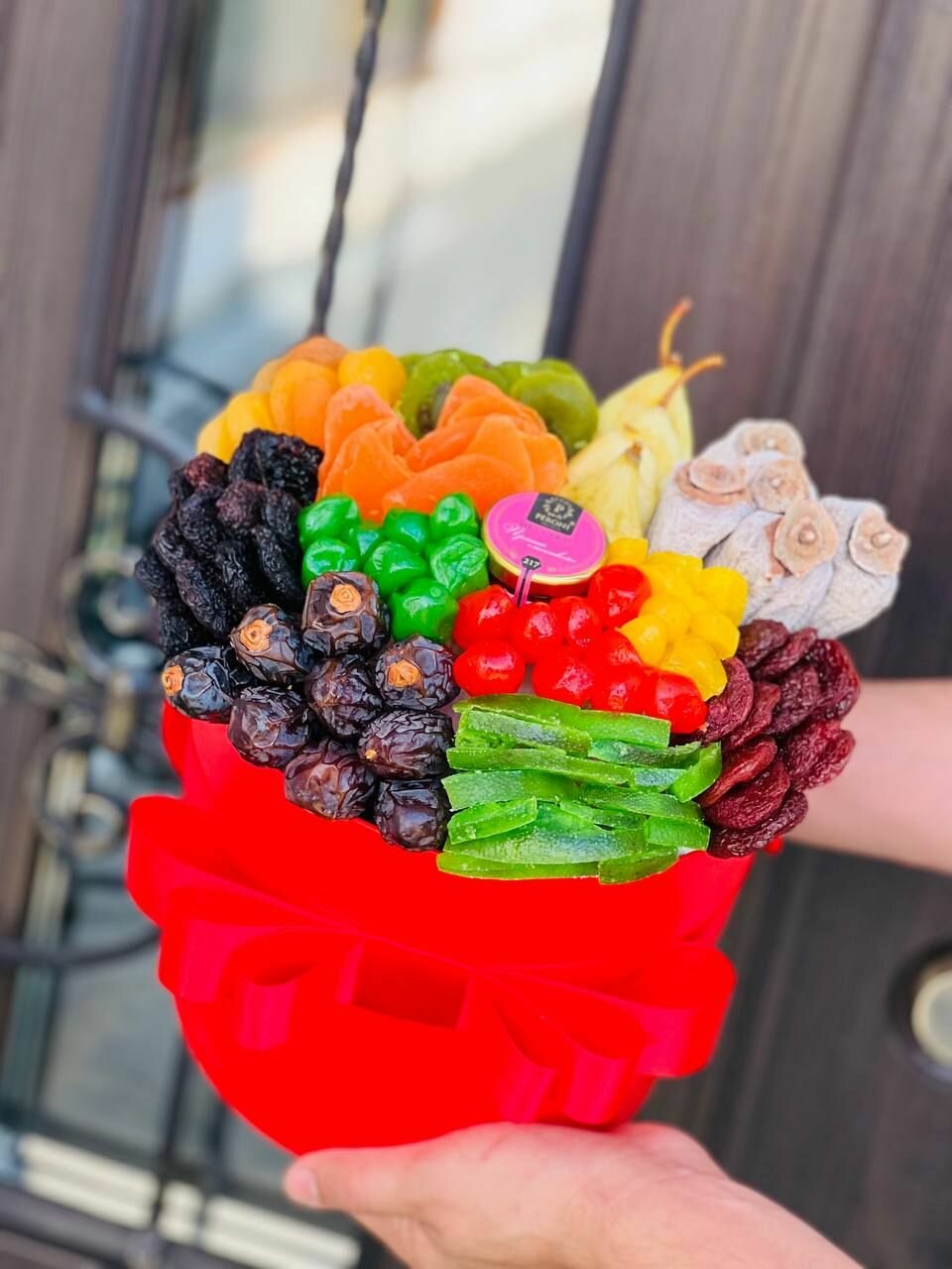 Букет из сухофруктов