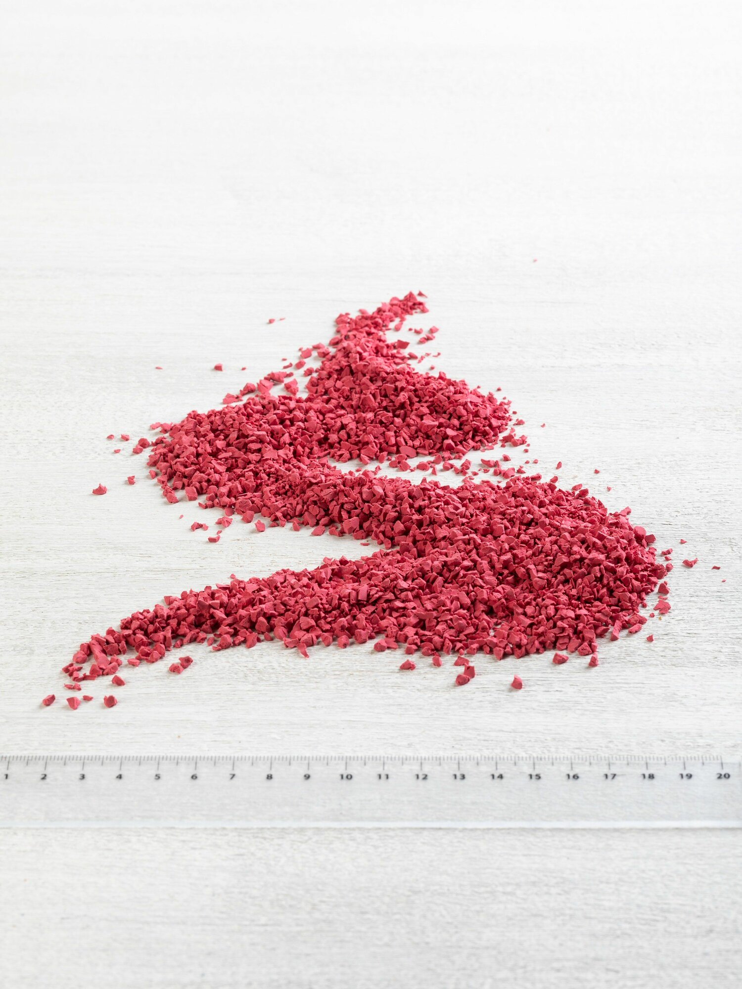 Резиновая крошка, окрашенная, красный рубин, 5 кг