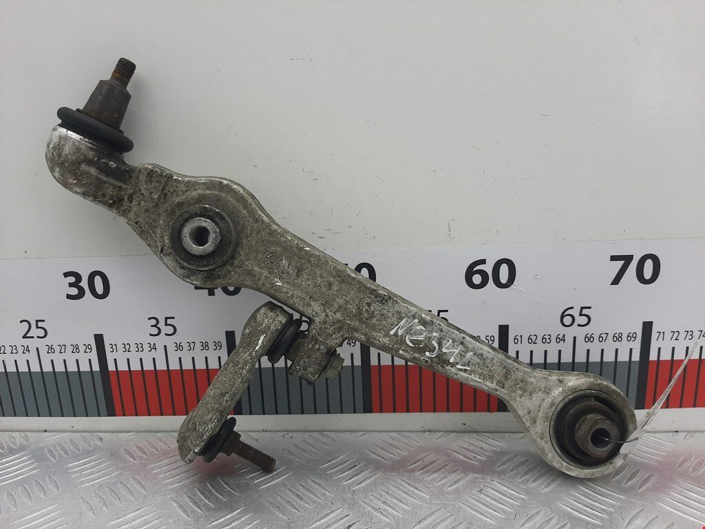 Рычаг передний левый Volkswagen Passat 5 4D0407151P арт. 2023358