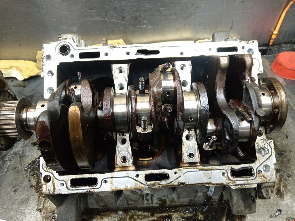 Блок двигателя (блок цилиндров) Renault Espace 3 L7X727 арт. 2046130