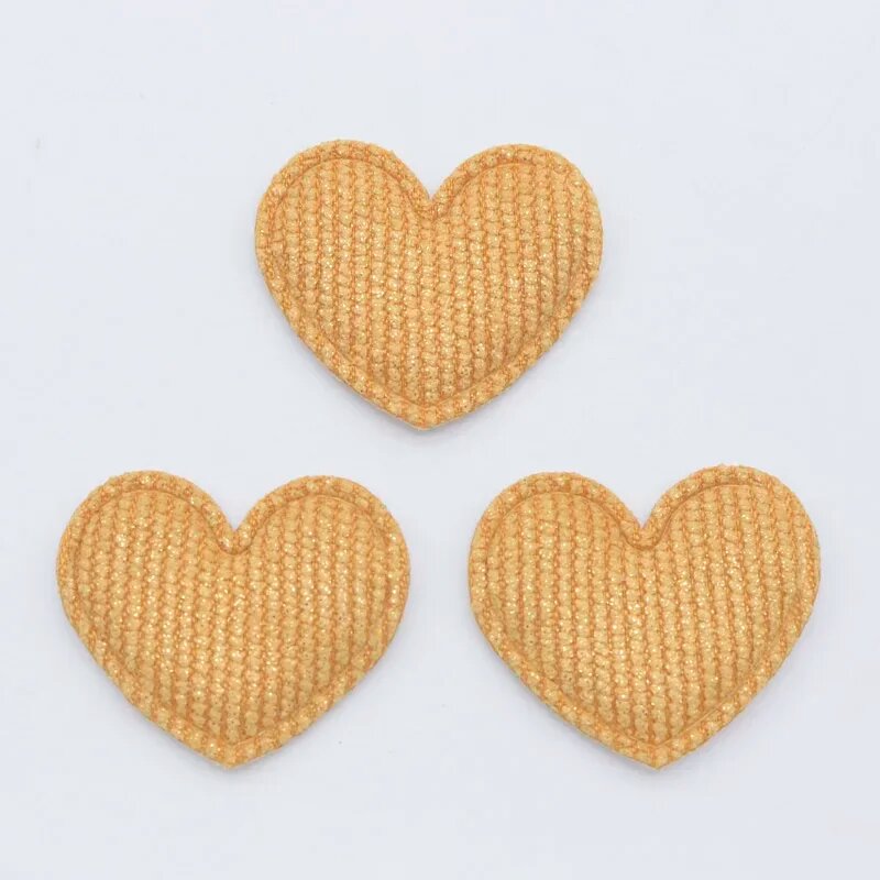 50 шт./лот, 35*30 мм, мягкая блестящая ткань, аппликации в форме сердца для DIY шляпы, одежды, леггинсов, швейные принадлежности, головные уборы, декоративные нашивки