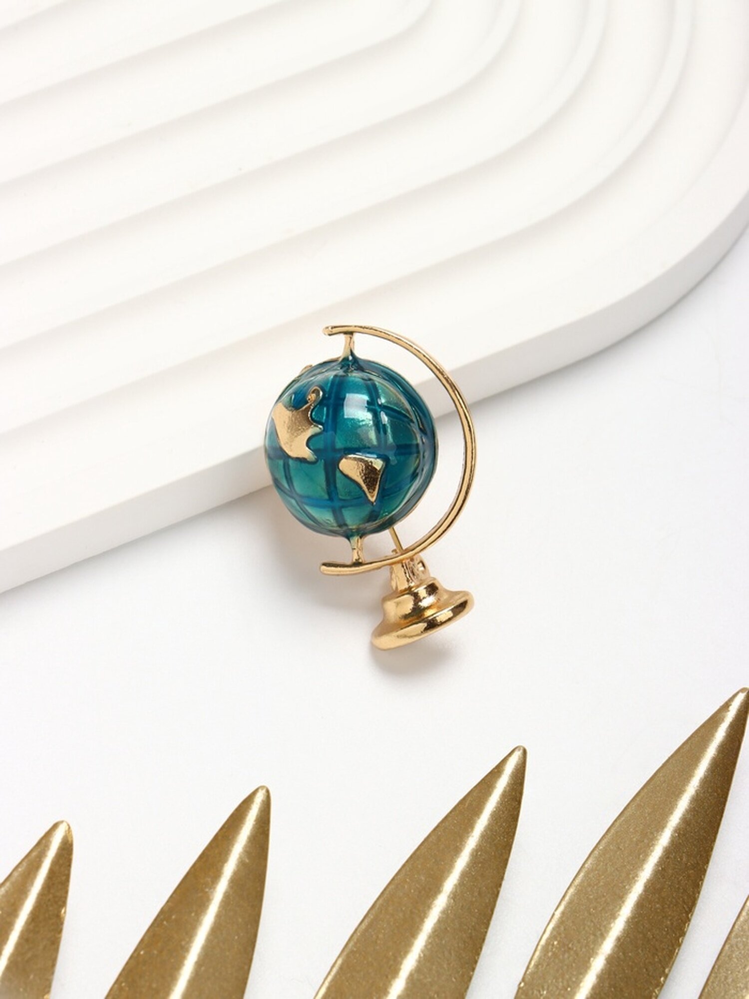 Брошь, эмаль