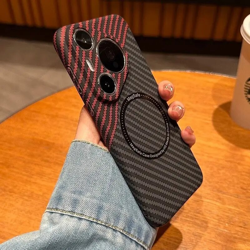 Чехол Huawei Pura 70 Pro, карбон, красный и черный