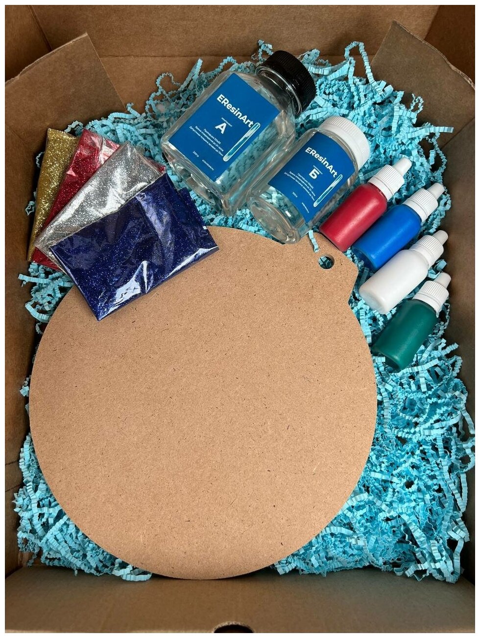 Новогодний артбокс с эпоксидной смолой "елочная игрушка"