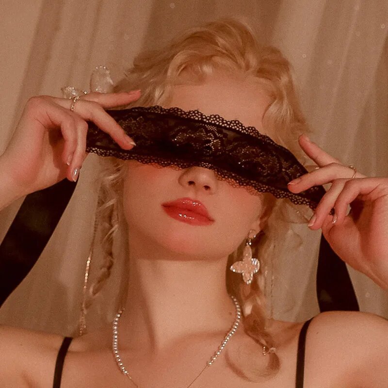 Прозрачная кружевная маска для глаз 02