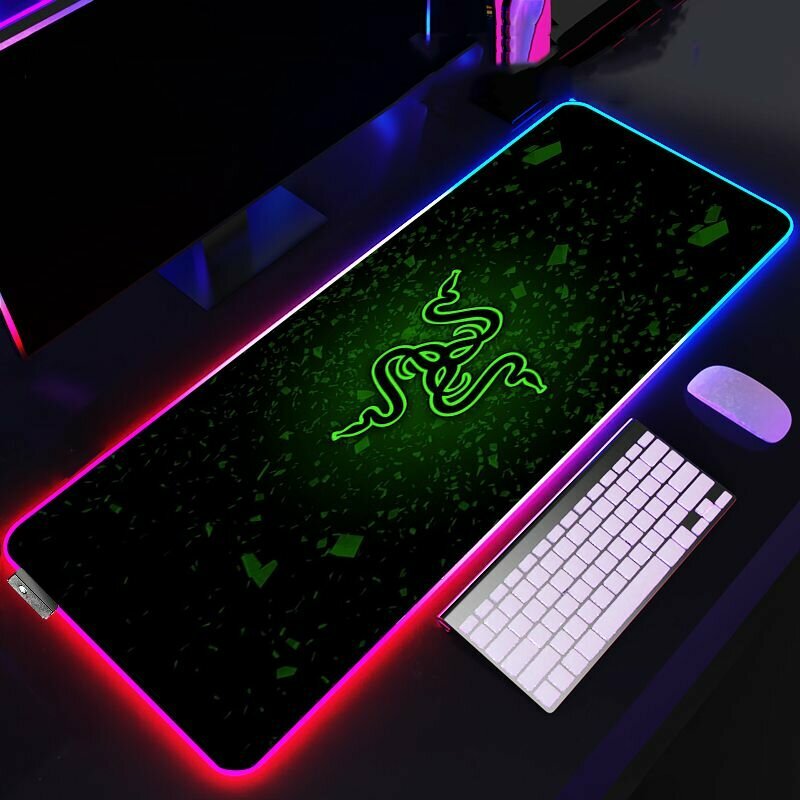 Игровой коврик Razer 40x90 см RGB, нескользящий, для ПК, с противообрастающим покрытием