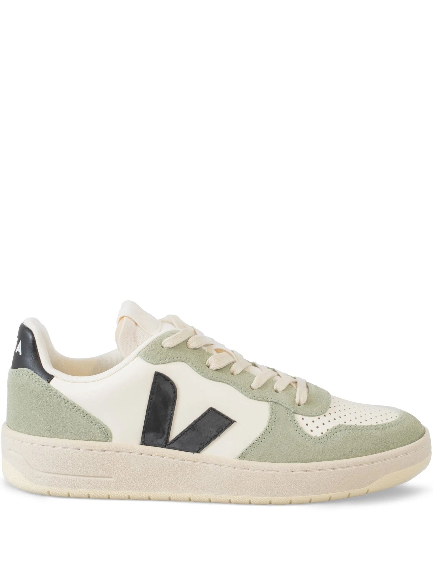 Кроссовки V-10