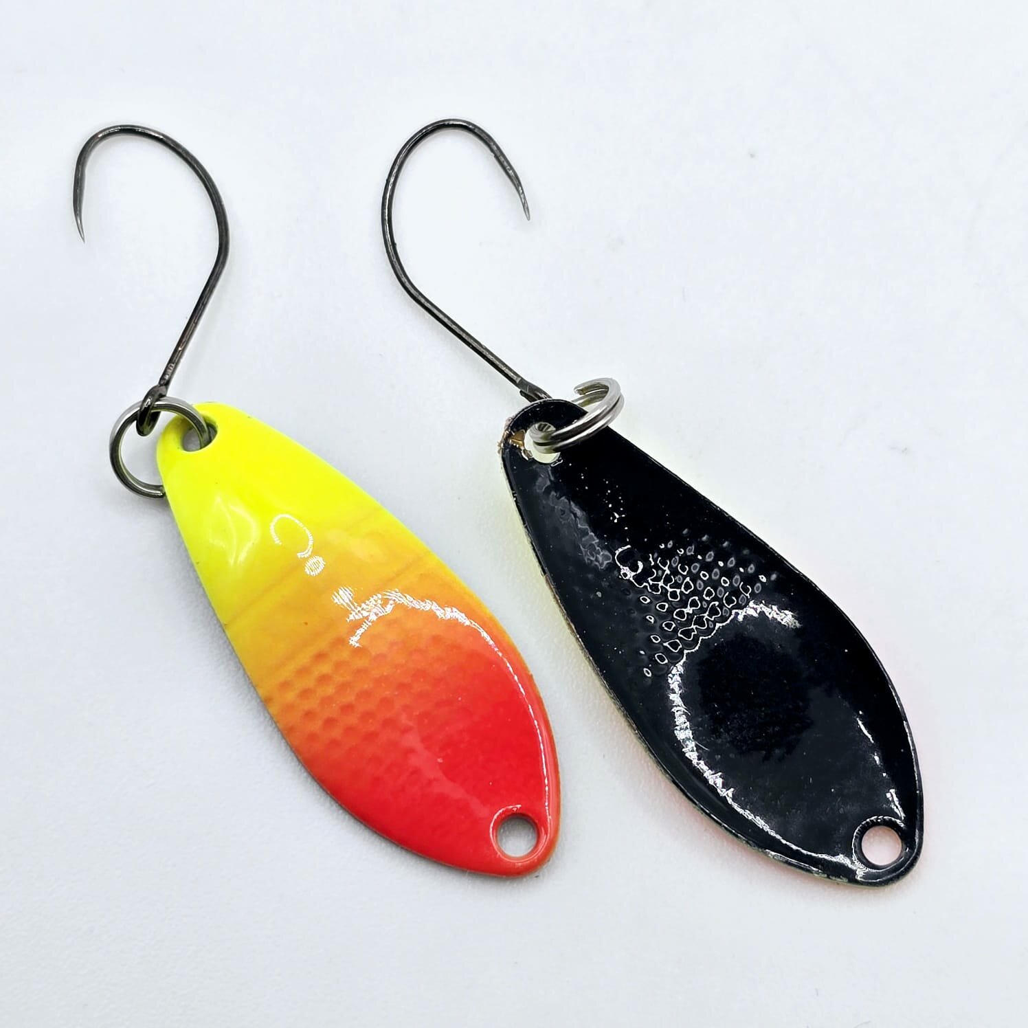 Блесна Antem "Dohna" вес 3гр, цвет #052, крючок с бородкой, для ловли форели