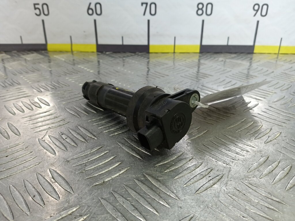 Катушка зажигания Б/У для Kia Ceed ED (2006—2010) 273012B000