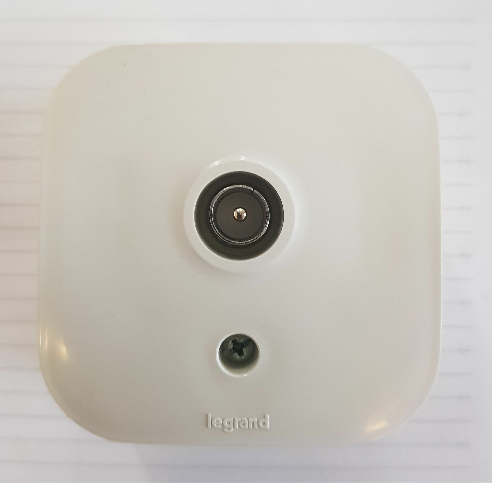 Розетка "Legrand" серия "Quteo" TV, цвет слоновая кость, 782245