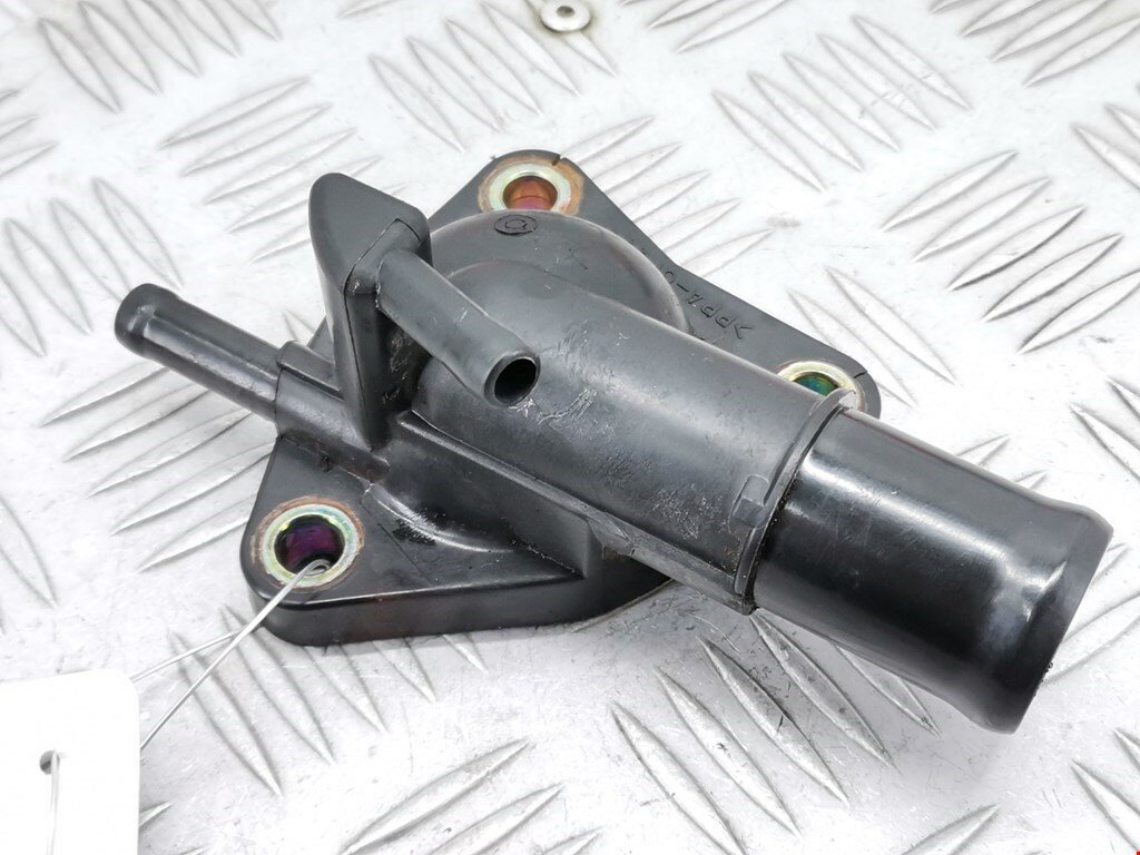 Корпус термостата Mazda 3 BK ZJ0115172 арт. 1894746