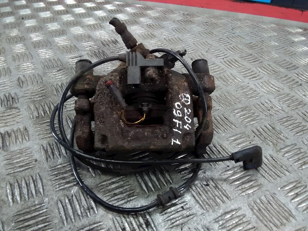 Суппорт задний правый Mercedes C-Class (W204) A2044230281 арт. 560313