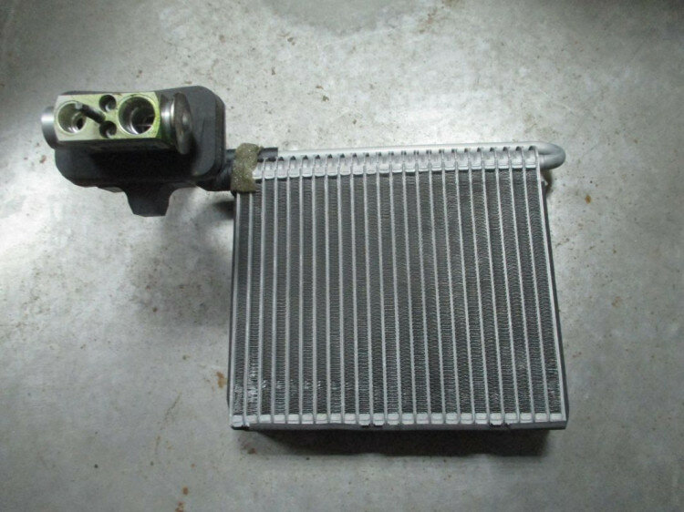 Радиатор испаритель кондиционера Форд Фокус 3 1825148 AV6N18A457AA ADV6119850AA салона S45