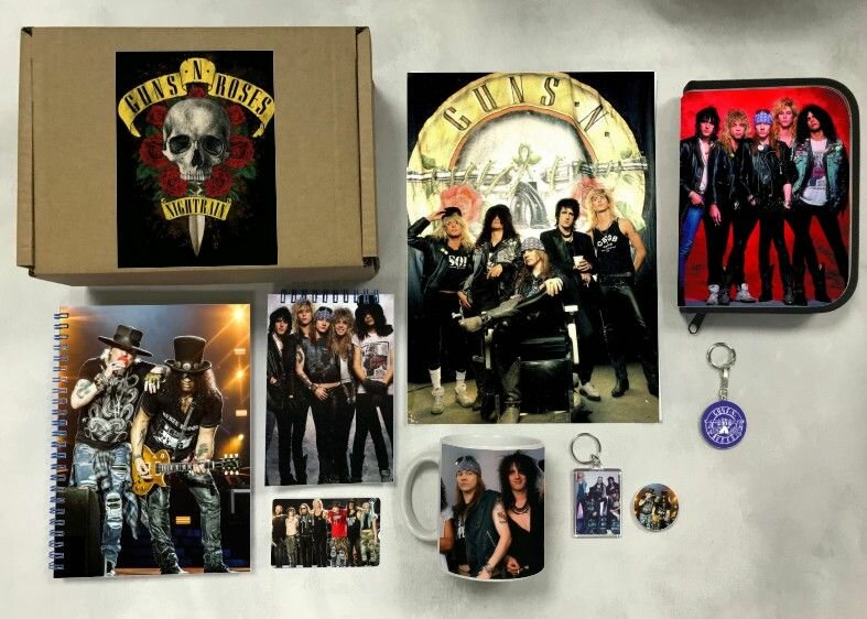 Бокс Guns N' Roses №1, Товары с нашими рандомными картинками