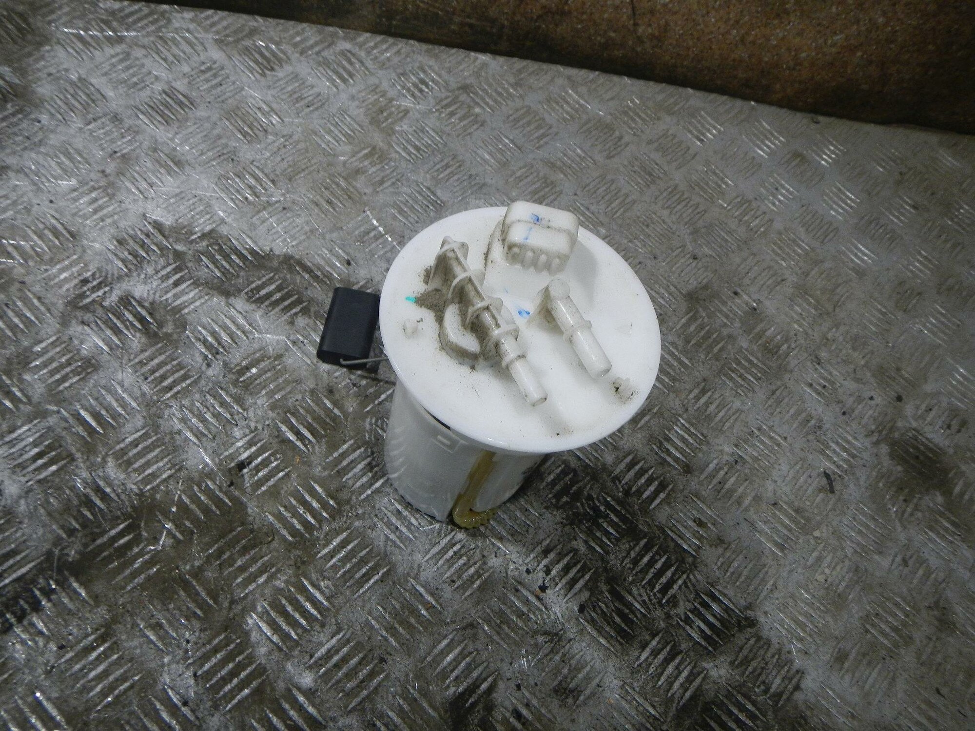 Б/У Насос топливный электрический, Geely (Джили)-EMGRAND EC7 (09-13) GEELY EMGRAND EC7 (09-13) 1.8 Без видимых повреждени...