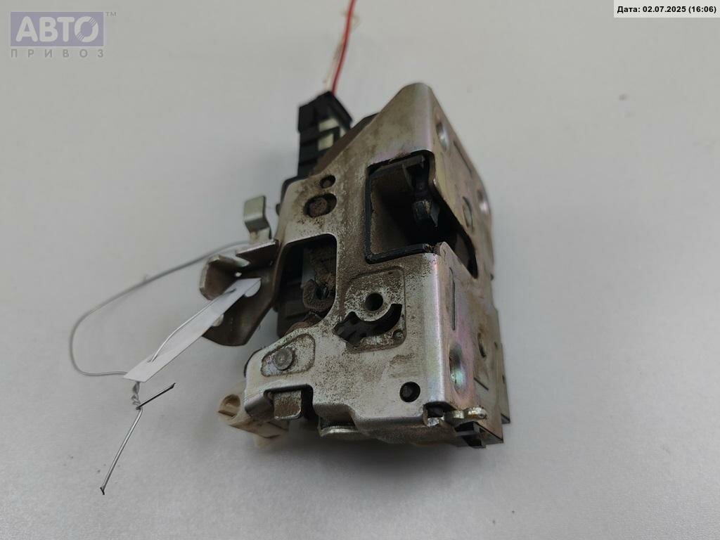 Замок двери сдвижной левый Renault Kangoo 1 (1998-2008)