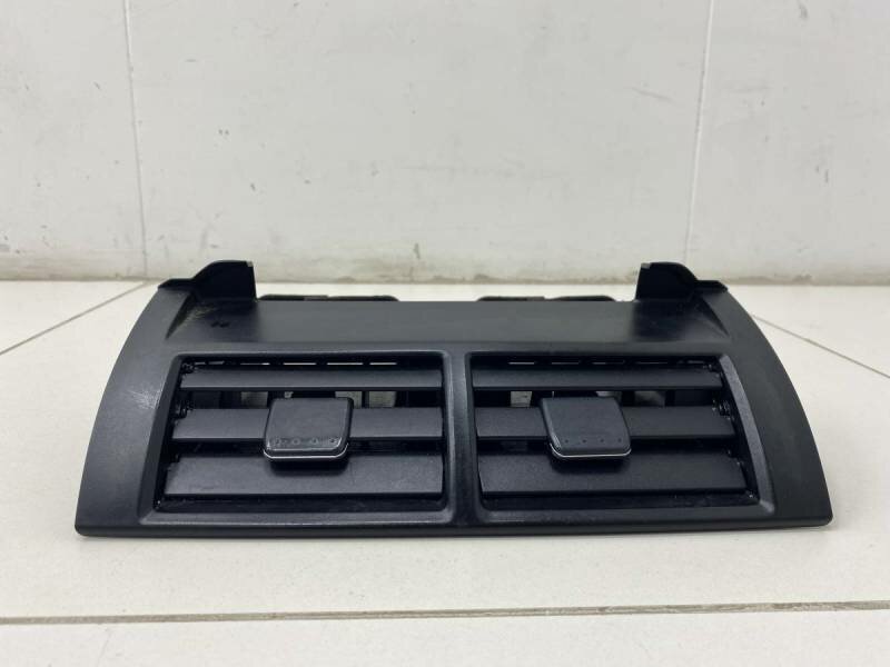 Дефлектор воздушный Toyota Camry V50 2011-2017