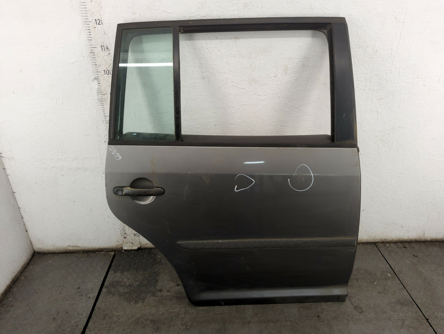 Дверь боковая (легковая) правая задняя Volkswagen Touran Б/У